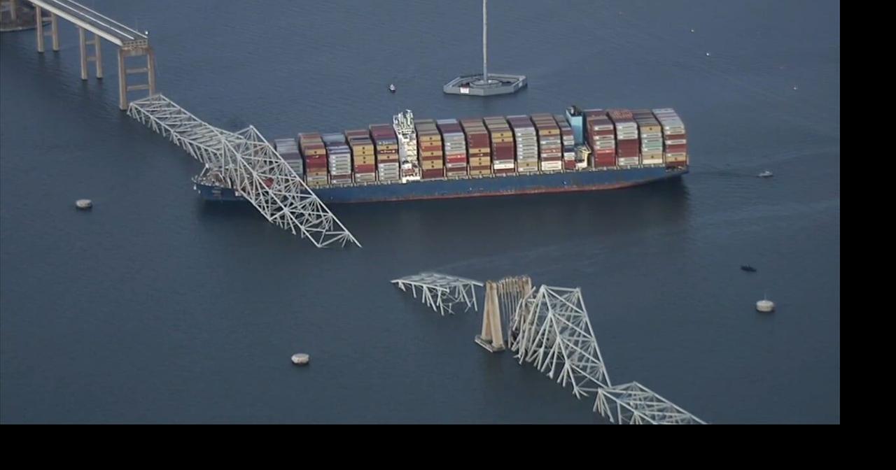 Un barco de carga que se estrella contra el puente Francis Scott Key de ...