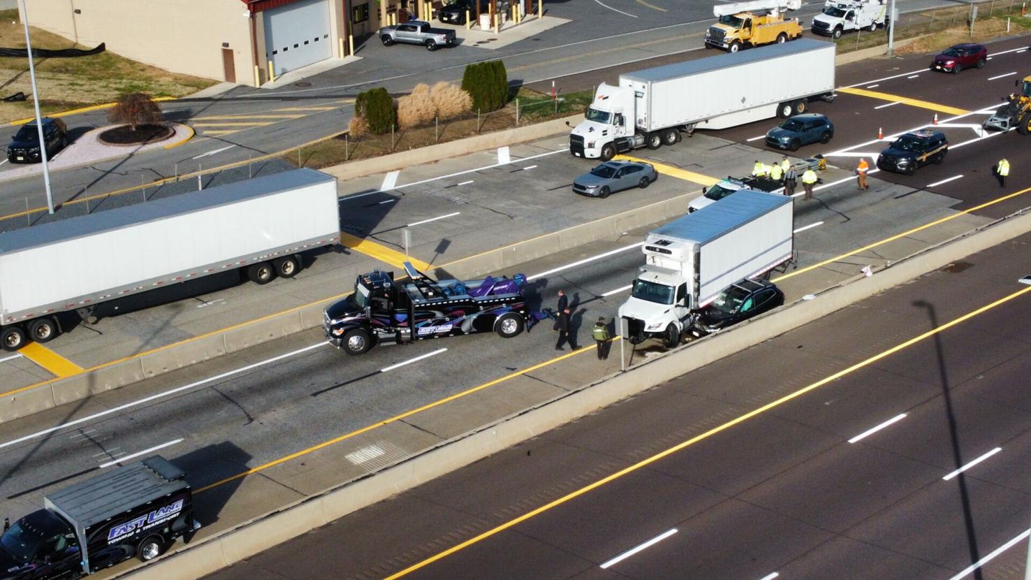 5 injured after 3-vehicle crash on I-78 | Easton Area | wfmz.com