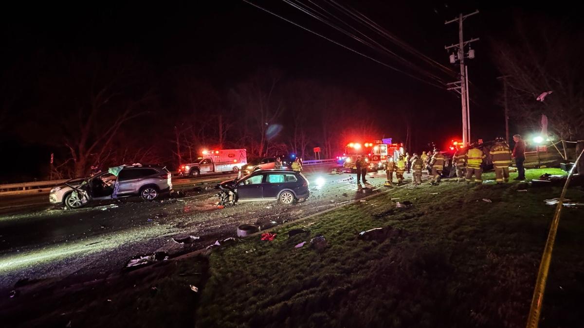 Multi-vehicle crash in Exeter closes stretch of Route 422 | Reading ...
