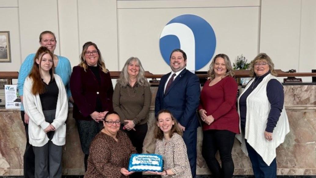 Bank completes renovations of nearly century-old building in Carbon ...