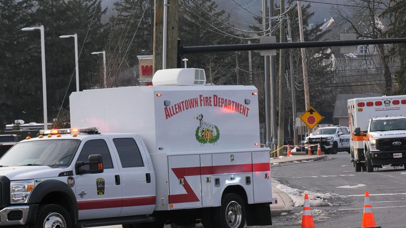 Bomb squad responds to Wawa in Upper Saucon after suspicious device ...
