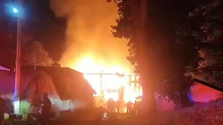 Barn at horse farm in Northampton County goes up in flames | Lehigh ...