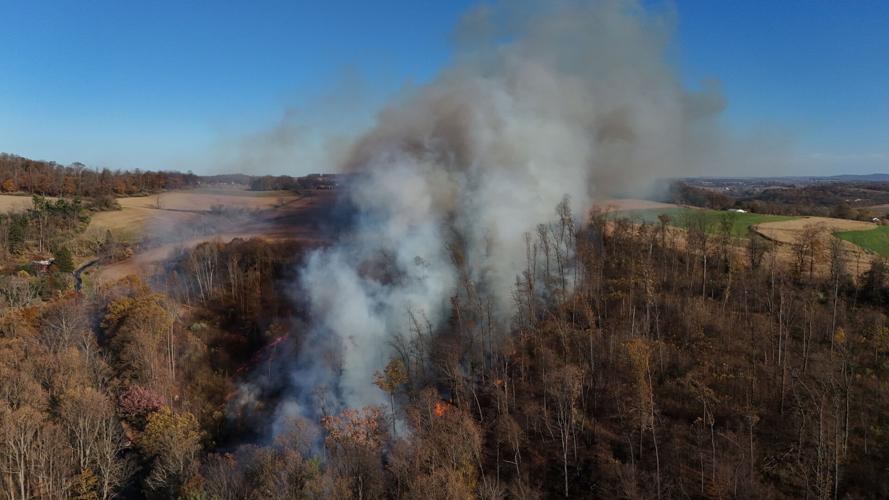 Crews fight smoky brush fire in Lehigh Twp. | Nazareth Area | wfmz.com