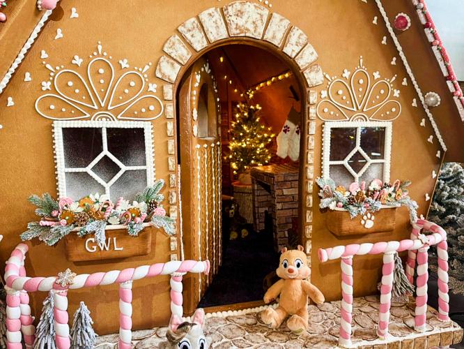 Giant gingerbread lodge competition at Great Wolf Lodge to benefit ...