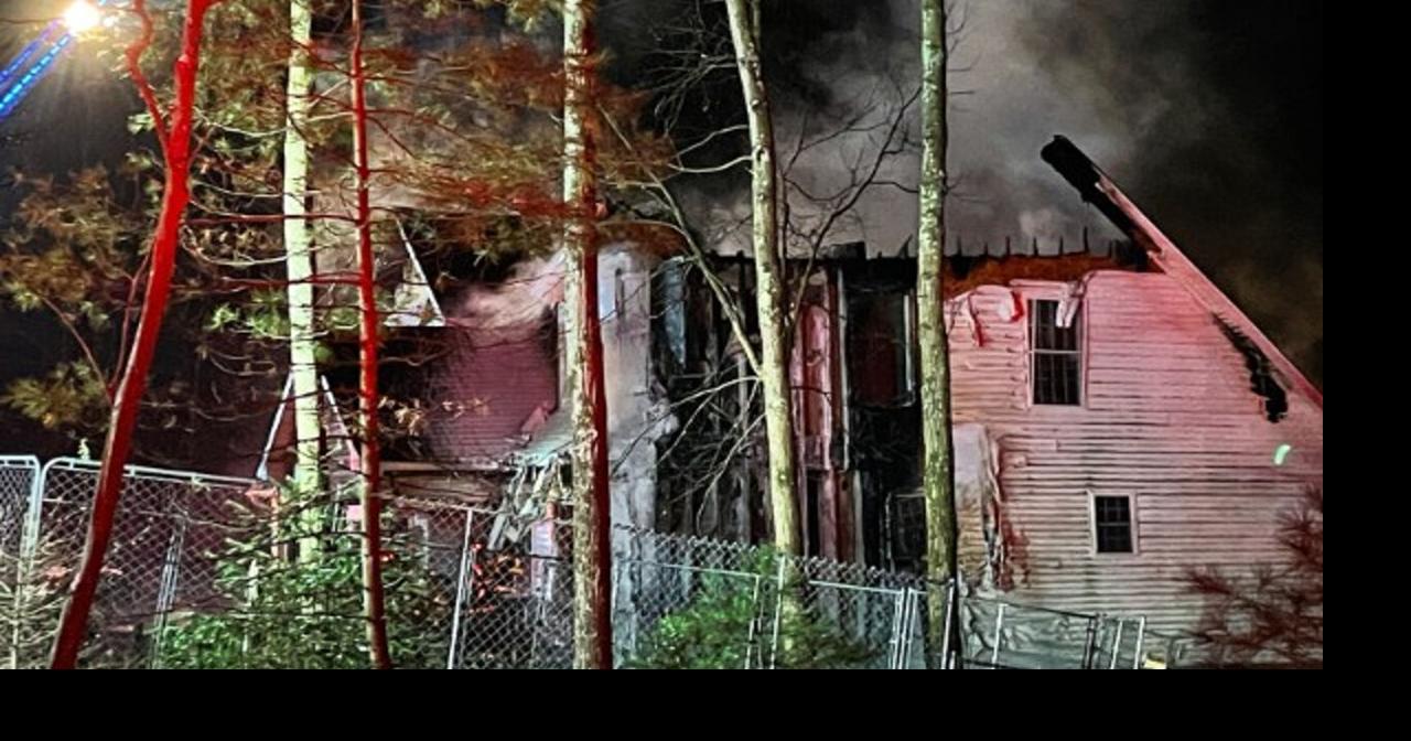 Fire destroys home in Stroud Township | Poconos and Coal Region | wfmz.com