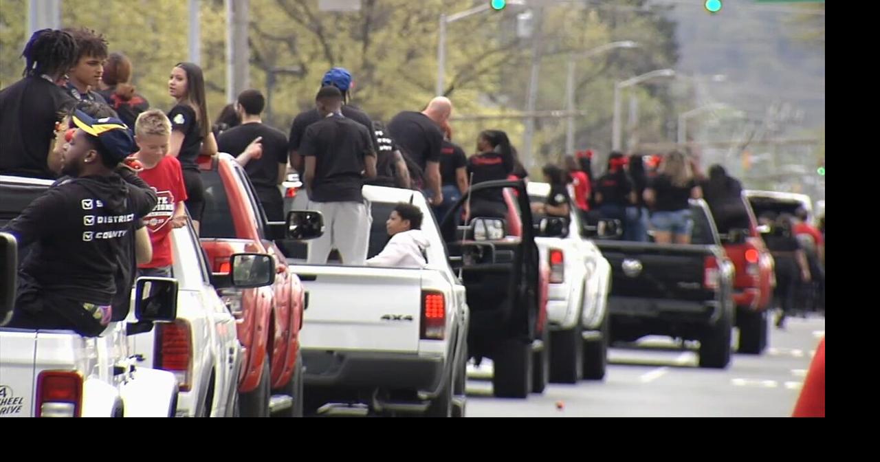Another victory parade for the Reading Red Knights Boys Varsity ...