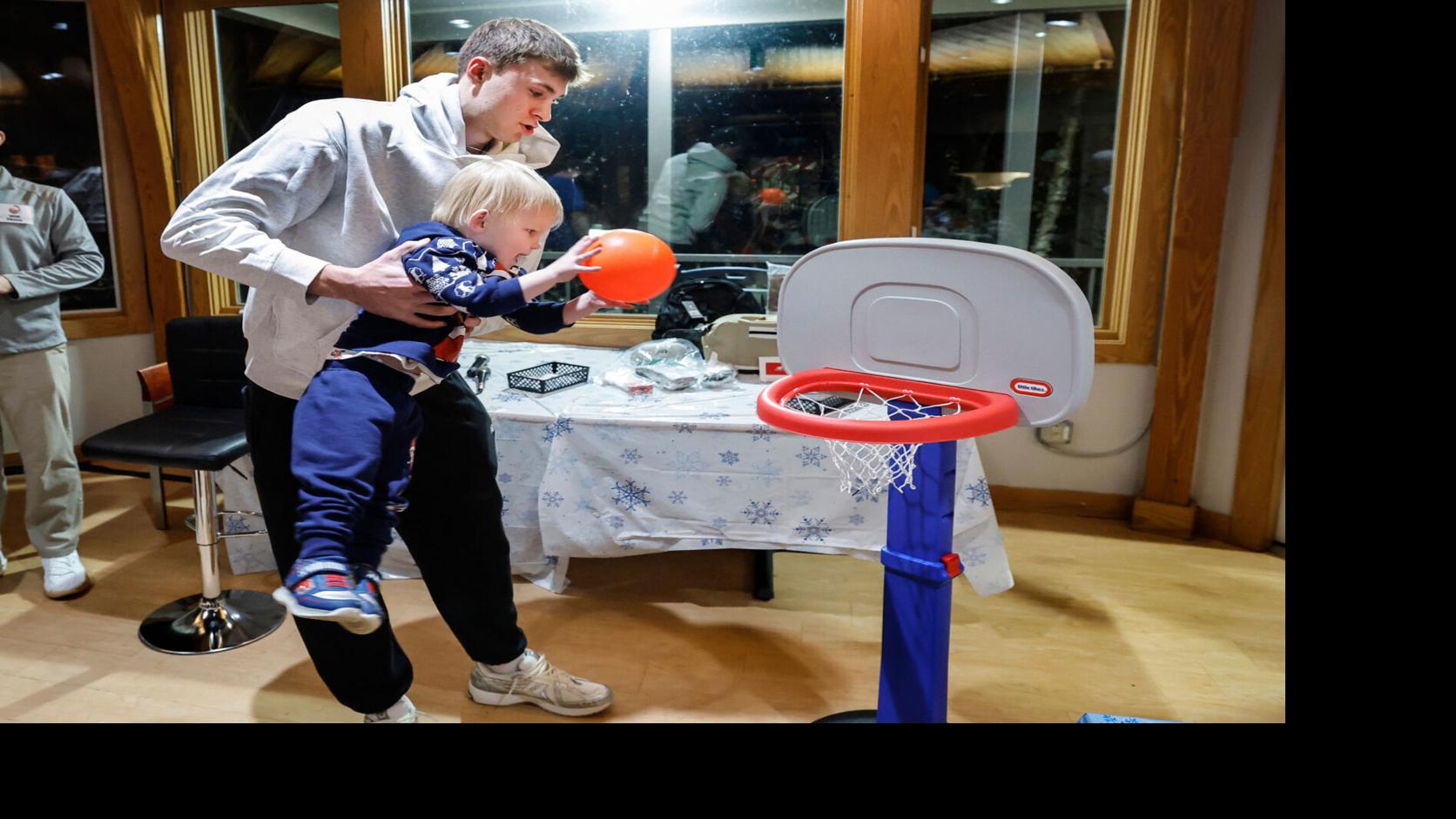 How Cooper Flagg’s family tragedy — and triumph — made one particular ...