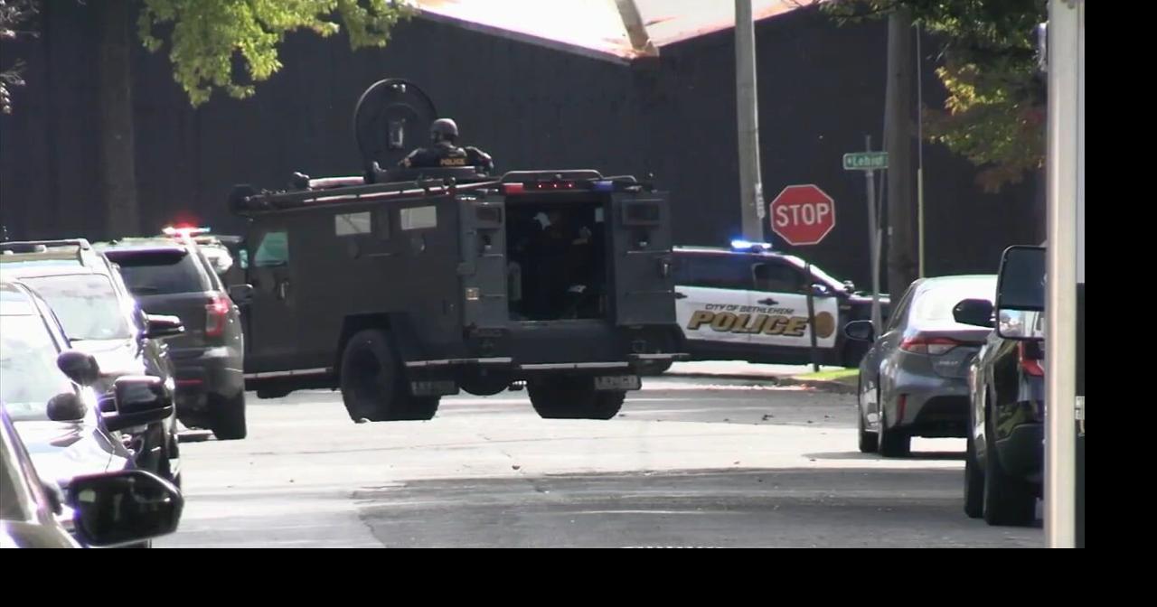 Police surround home in Bethlehem | Lehigh Valley Regional News | wfmz.com