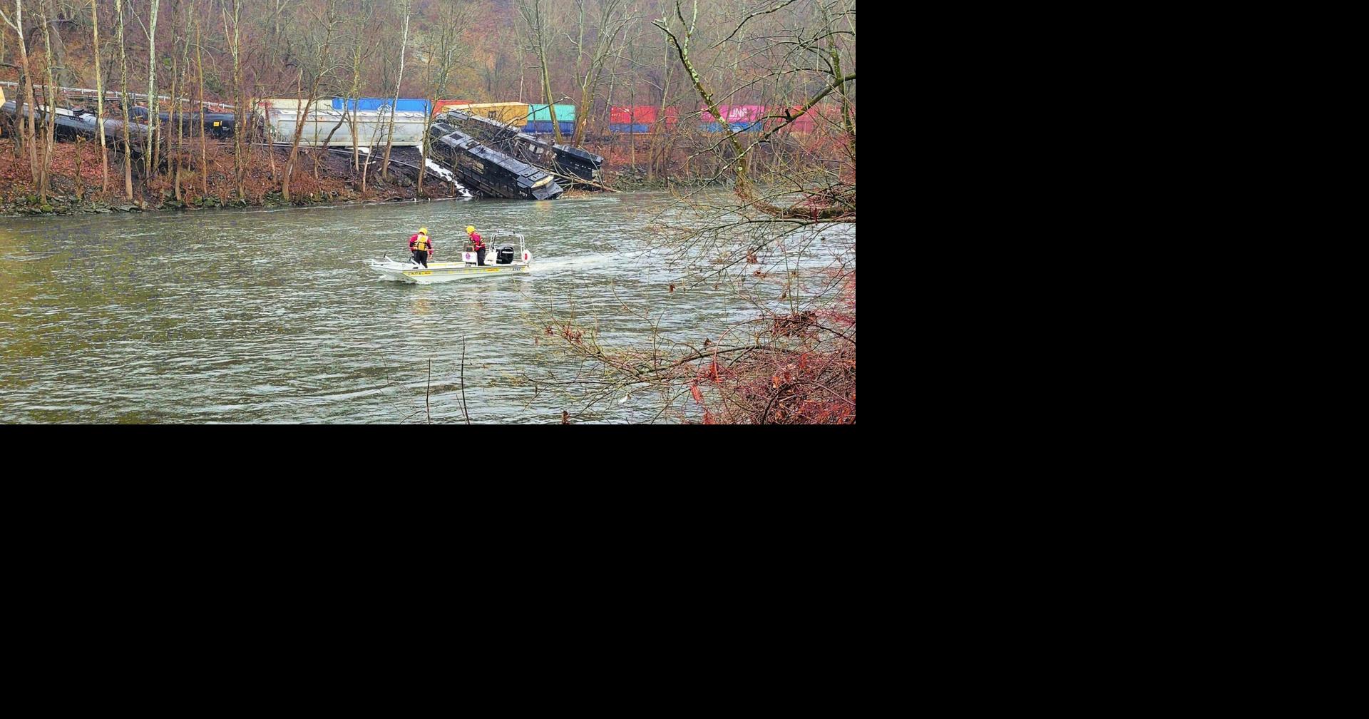 PHOTOS: Train derailment along Lehigh River in Northampton County ...