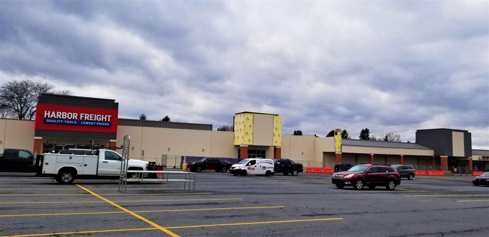 'It's a shame!': Six businesses vacating Bethlehem's Westgate Mall amid ...