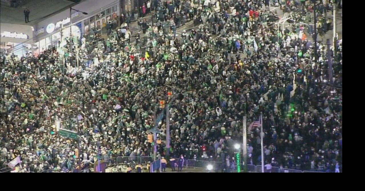 Fans crowd Philly streets after Eagles win | Southeastern Pennsylvania ...