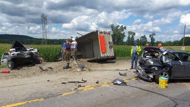Crash involving overturned truck closes Route 222 in Richmond | Berks ...
