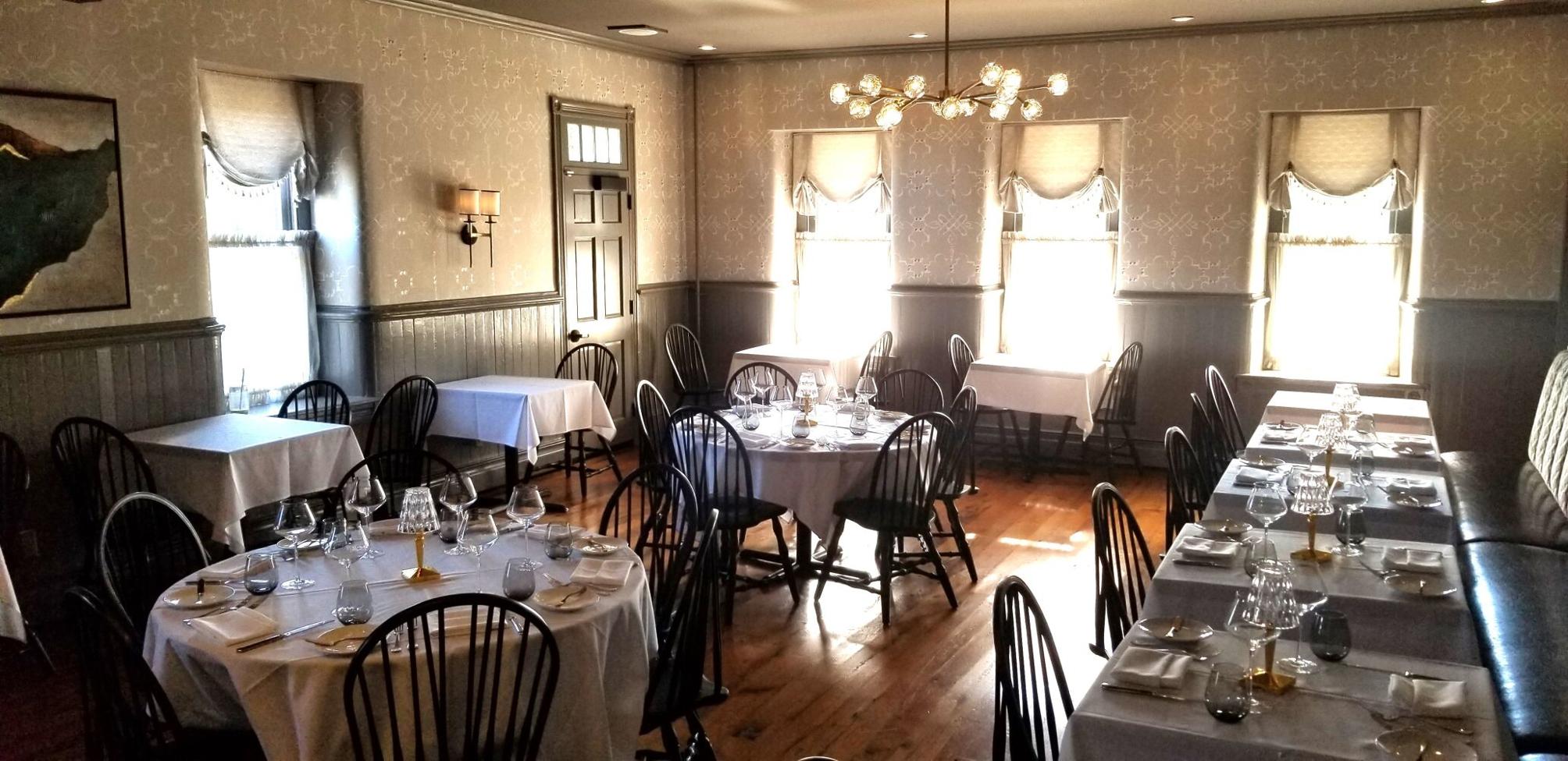 Eat, Sip, Shop: New 'Mallard' restaurant takes flight with world ...