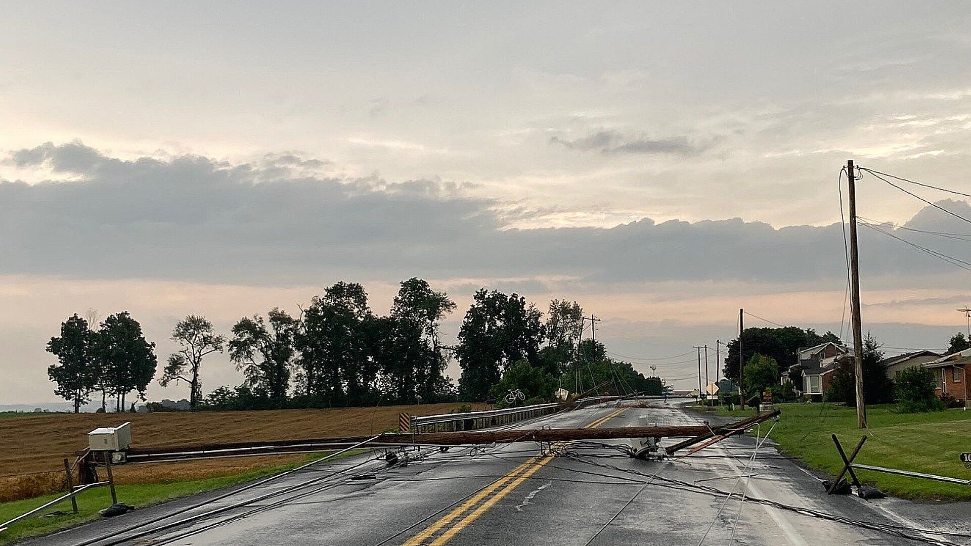 Met-Ed provides update on storms that downed poles and cut power to ...