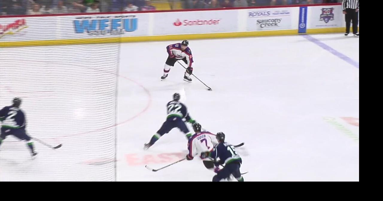 Reading takes a 2-0 series lead over Maine | Sports | wfmz.com