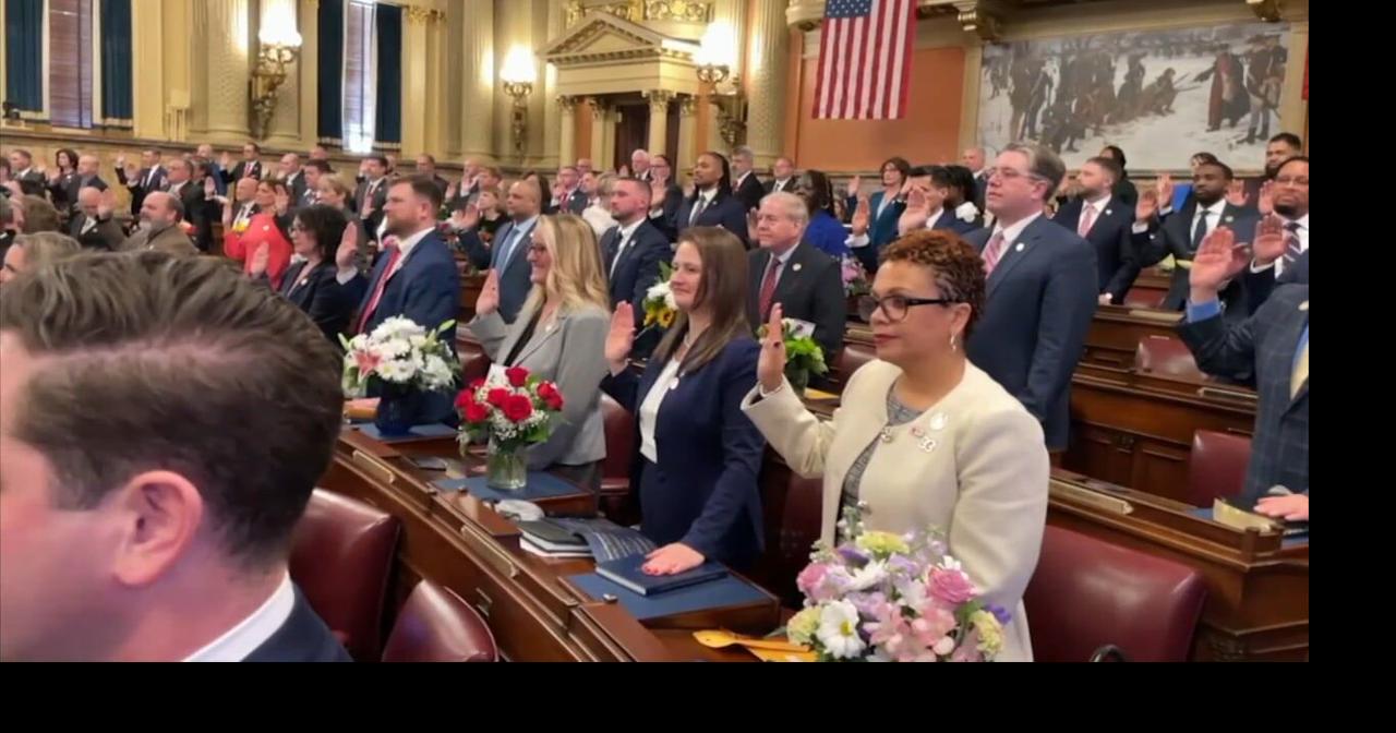 Lawmakers take oath of office in Harrisburg. A look at legislative ...