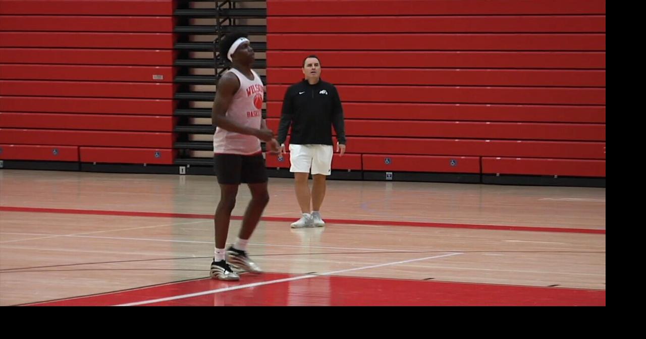 Wilson West Lawn boys' basketball prepares for a new season ahead of ...