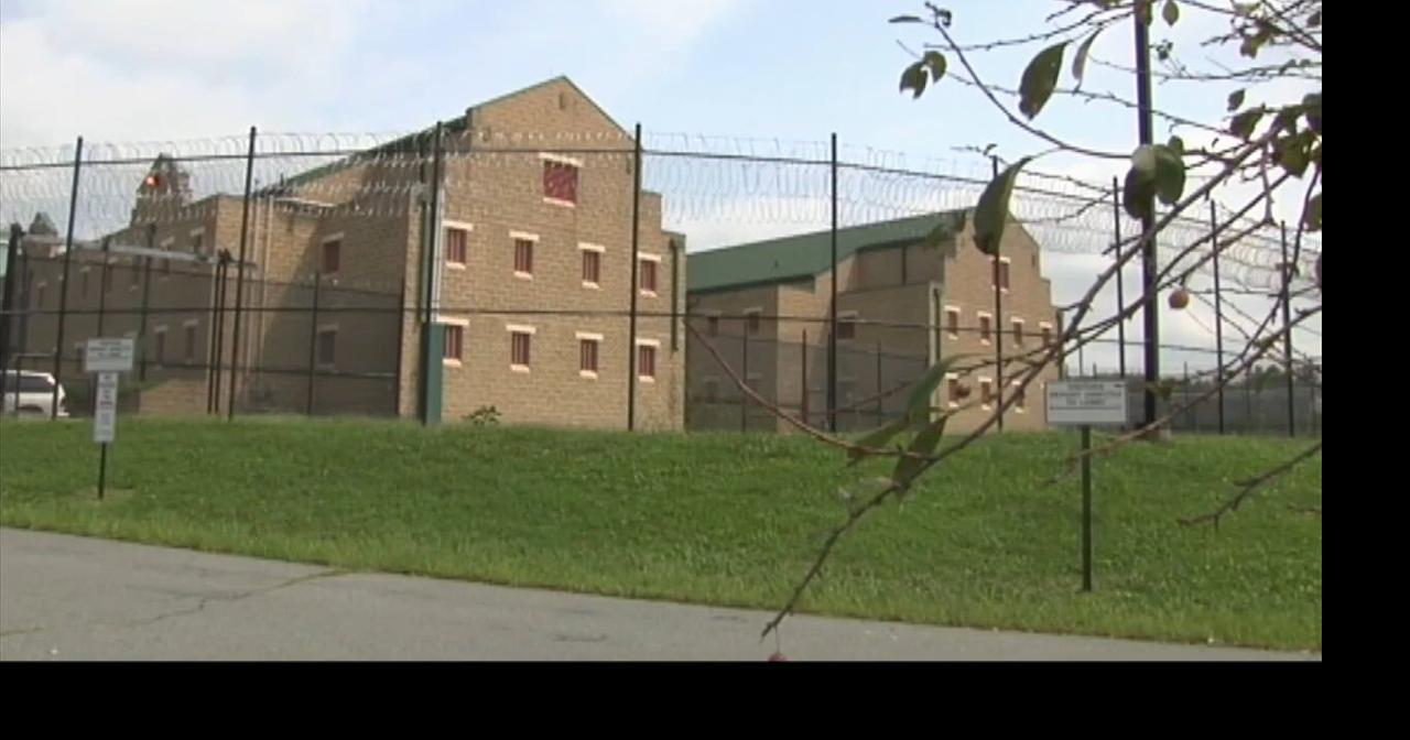 Berks County Prison Board adapts policy on holding ICE detainees ...