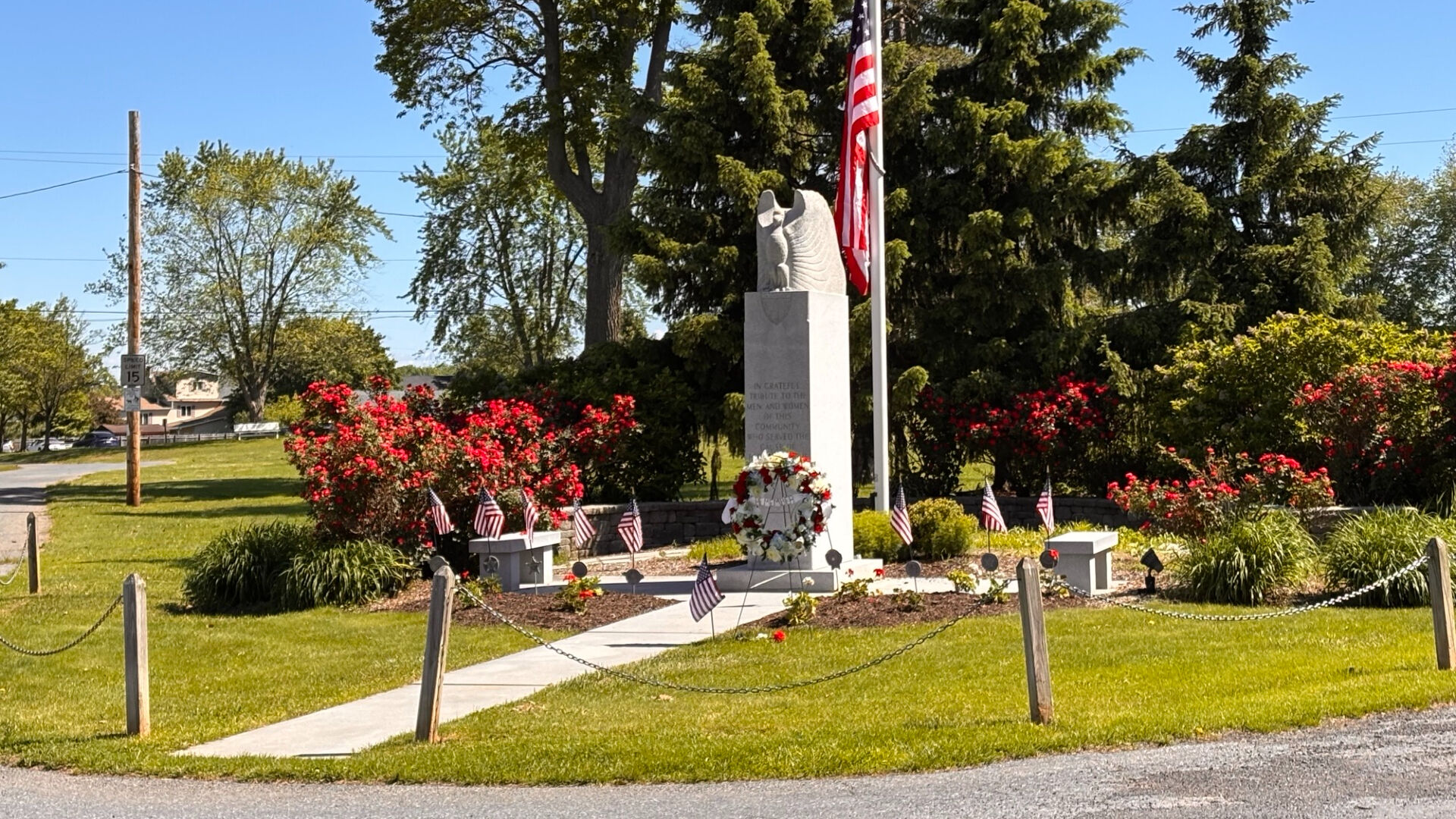 'Remember the fallen soldiers': Veterans honored at ceremony in ...