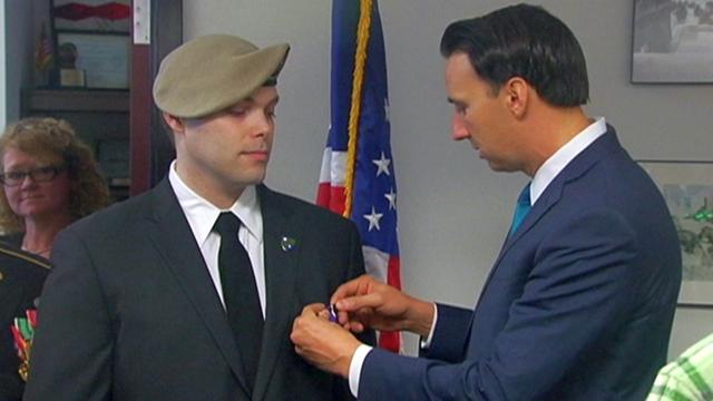Veteran who survived attack in Iraq awarded Purple Heart | News | wfmz.com