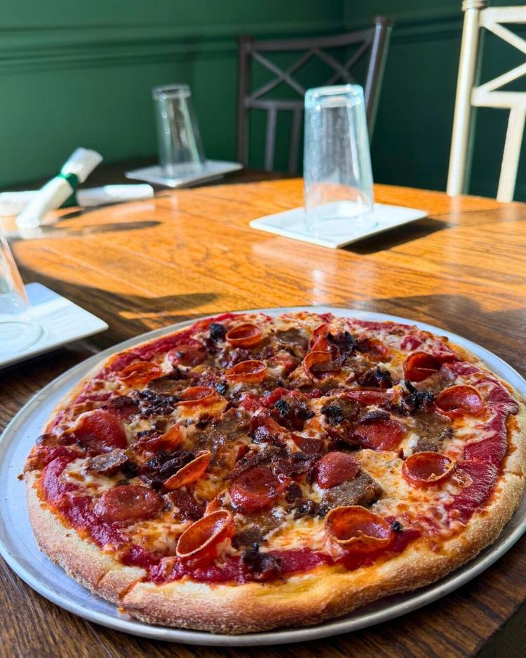 Frogtown Tavern leaps onto region’s dining scene with ‘great food ...