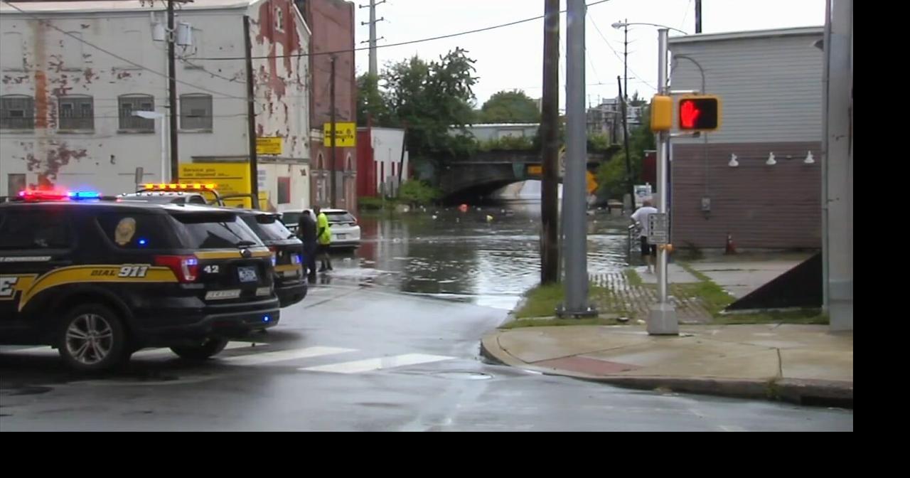 Drivers ignore barricades as flooding returns to Spring Street ...
