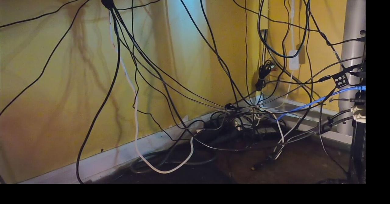 What the Tech? Spring cleaning the mess behind your desk | What The ...