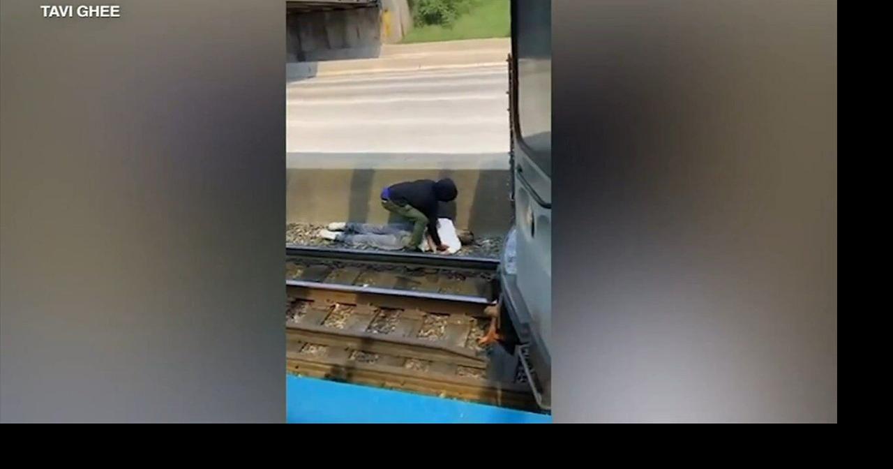 Hero who pulled man off Chicago train tracks honored for rescue | Good ...
