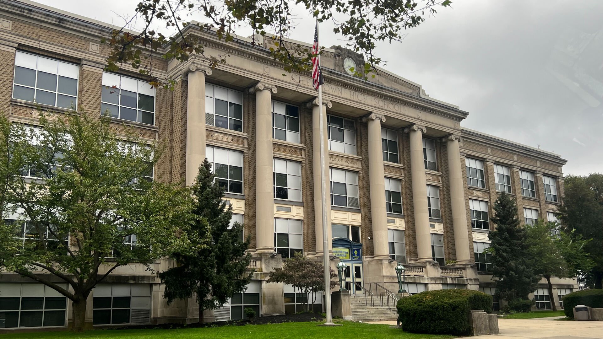 Allentown police seeking suspect in bomb threat at William Allen High School | Allentown Area ...