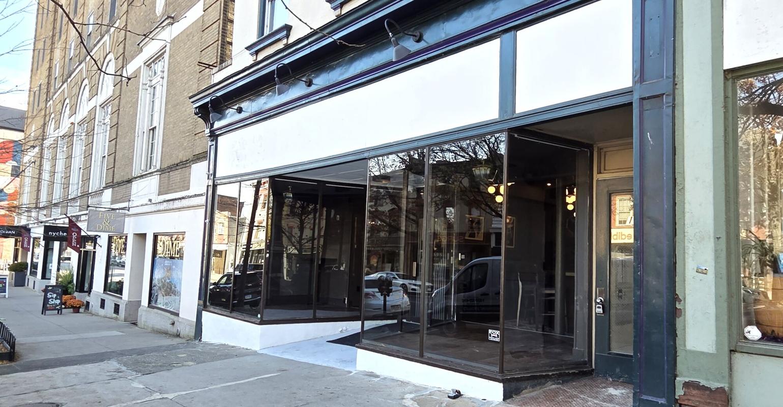 Larry Holmes Jr. to celebrate grand opening of new ‘Legends Cigar Bar ...