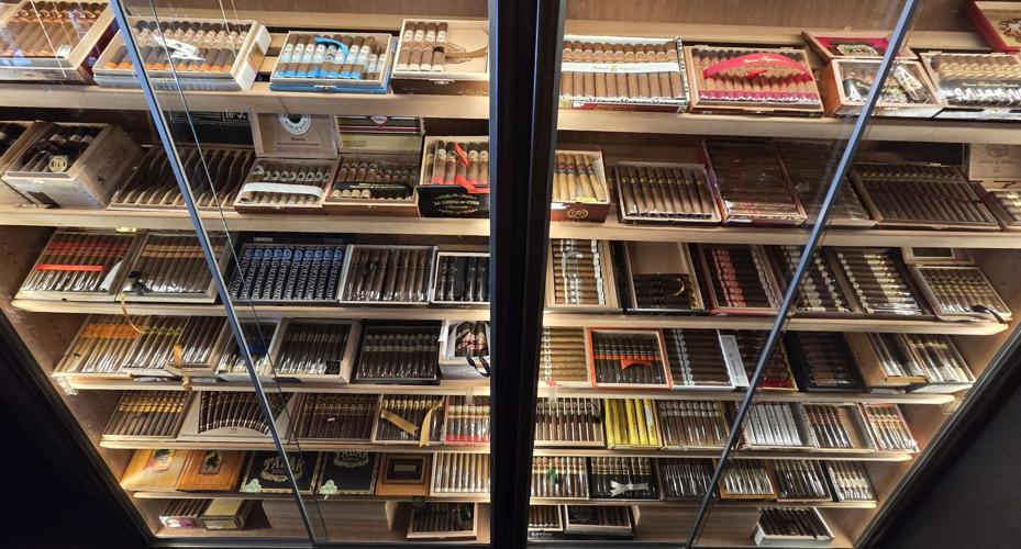 Larry Holmes Jr. to celebrate grand opening of new ‘Legends Cigar Bar ...