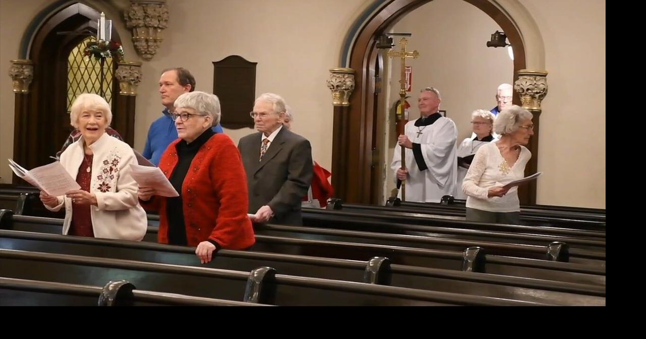 Christmas Eve churchgoers celebrate the birth of Jesus | Lehigh Valley ...