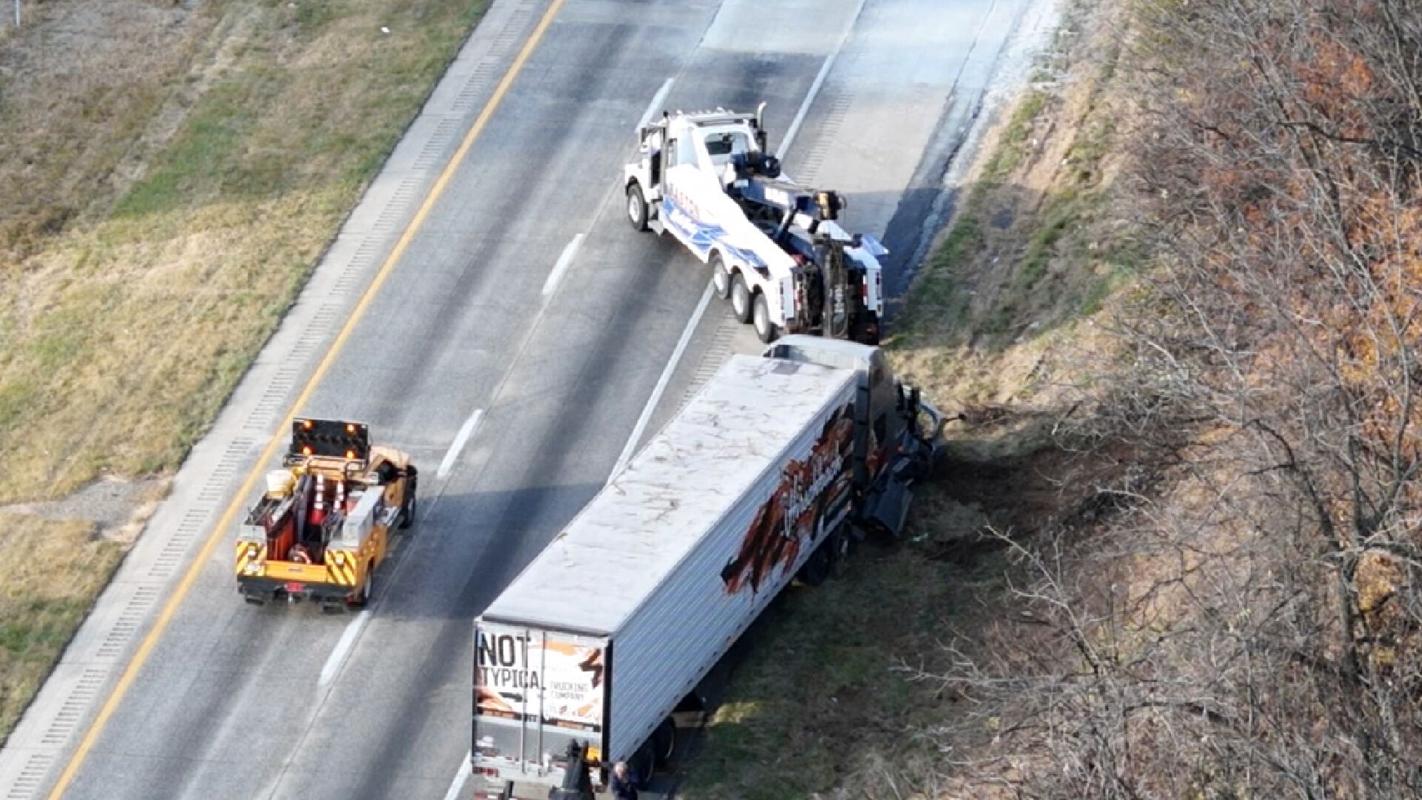I-78 reopens following crash that closed WB lanes near Hellertown exit ...