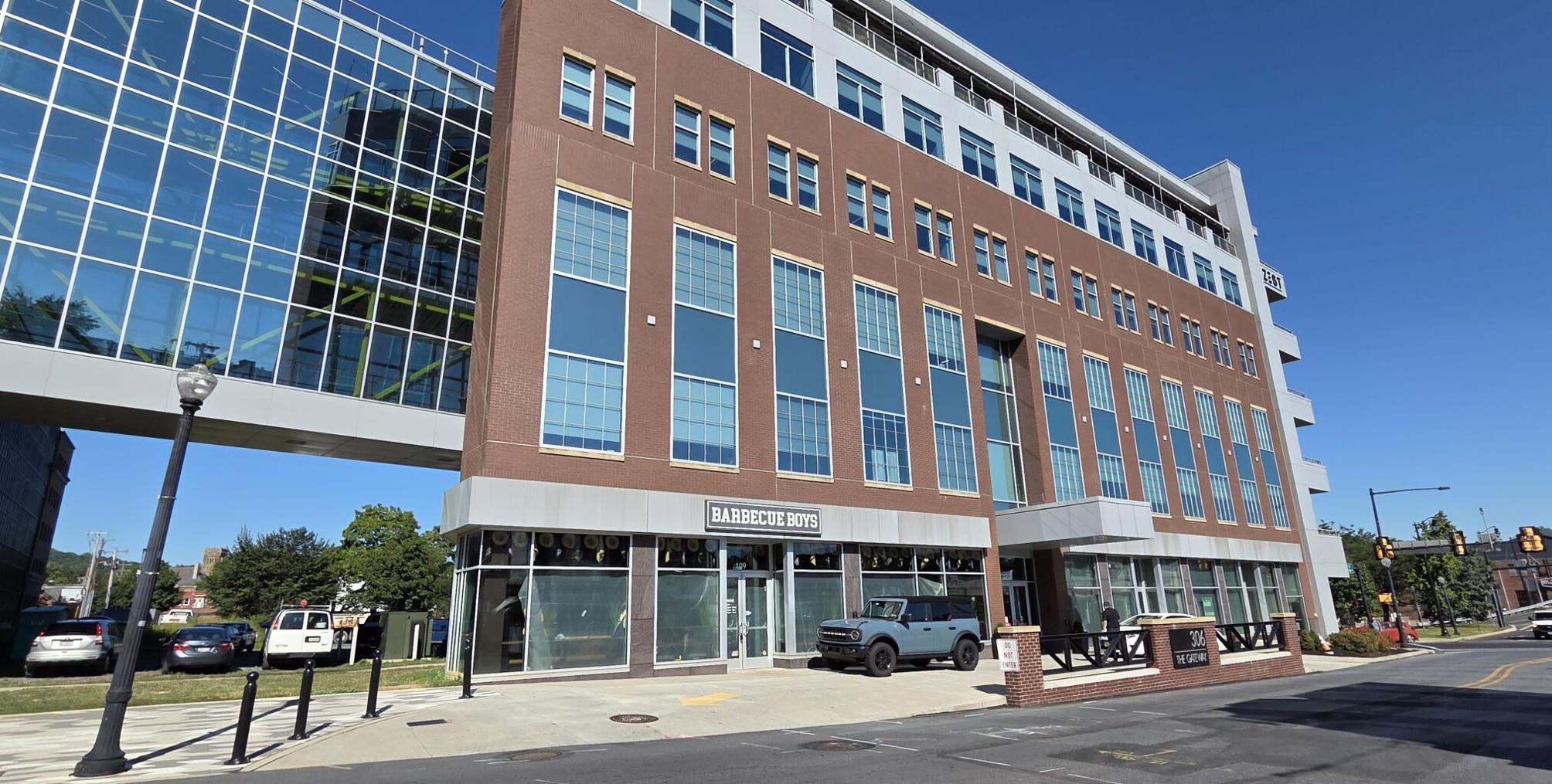 Eat, Sip, Shop: Brothers bringing bustling barbecue business to ...