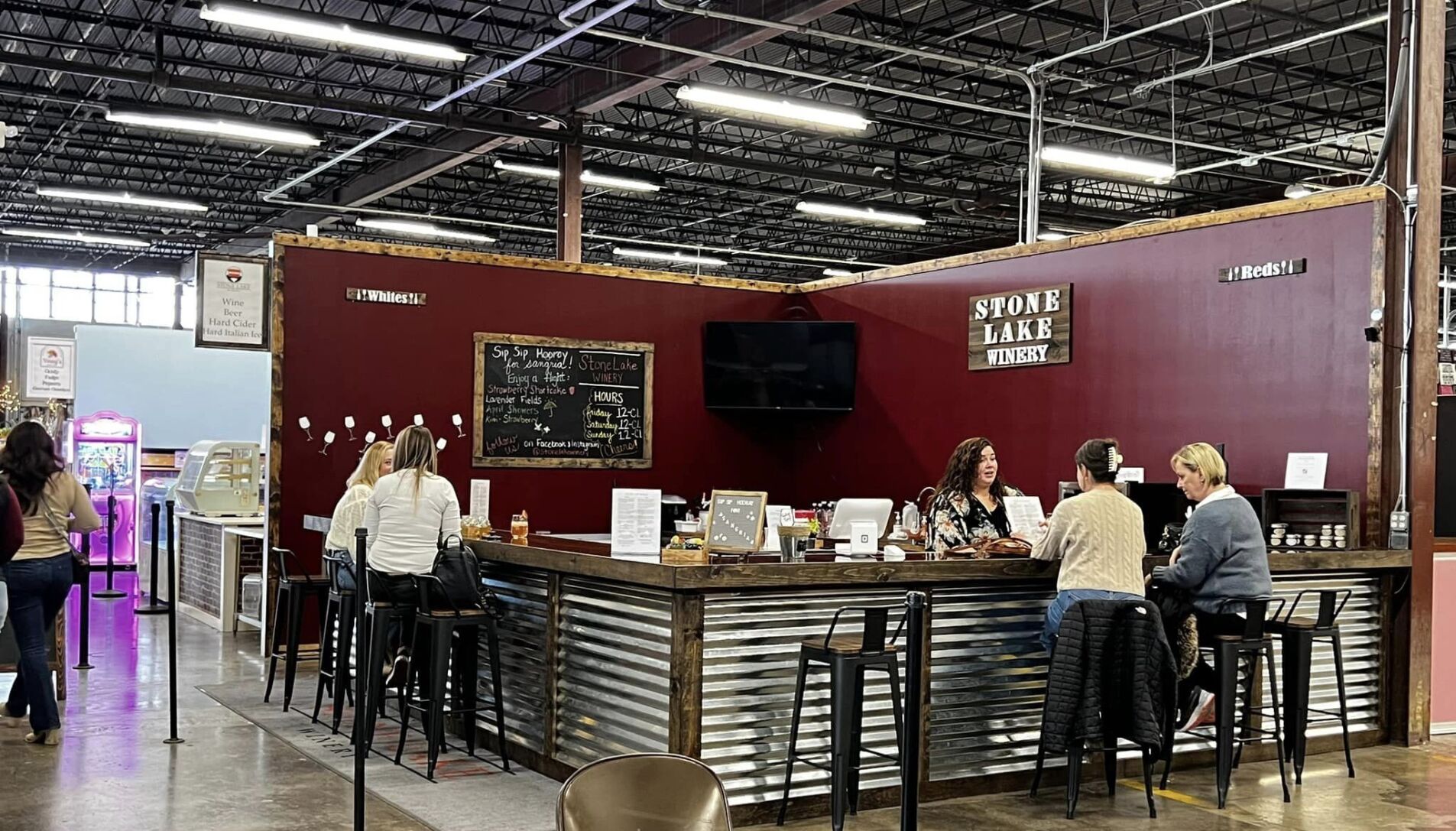 Slatington Farmers Market welcomes new family-run eatery, pickleball ...