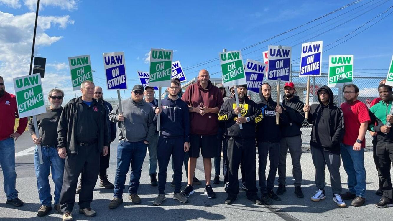 La UAW Local 677 informa que negociaciones con Mack Trucks han llegado ...