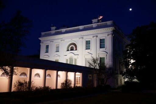Trump mulls adding second story to White House colonnade | Afp | wfmz.com