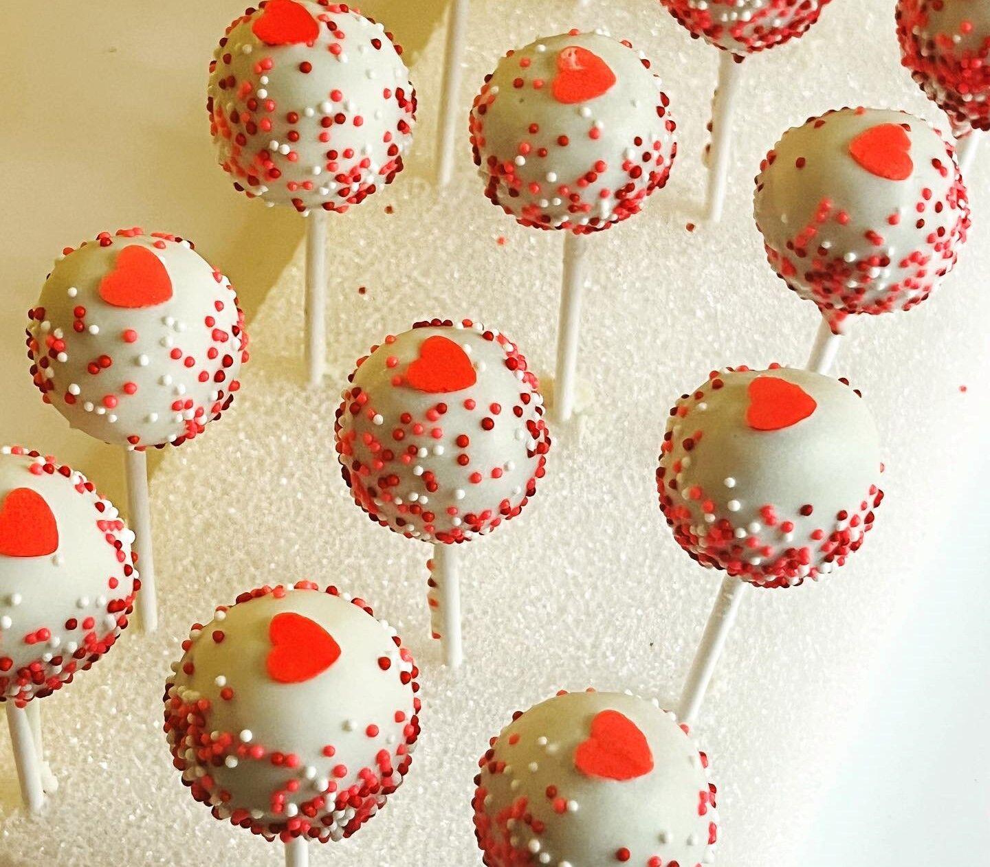 Eat, Sip, Shop: Physician turned baker to 'bring joy through sweets' at new Easton bake shop ...