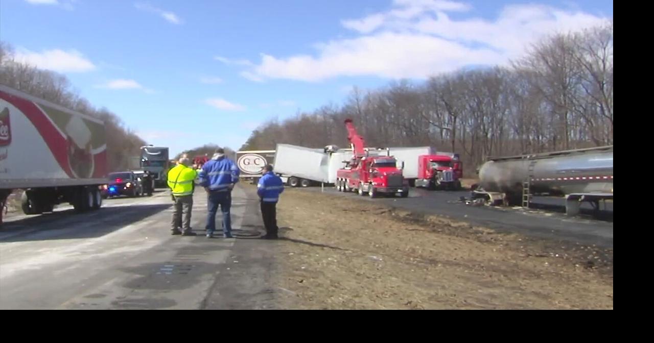 Cleanup continues on I-81 after crash that killed at least 5 | Video ...