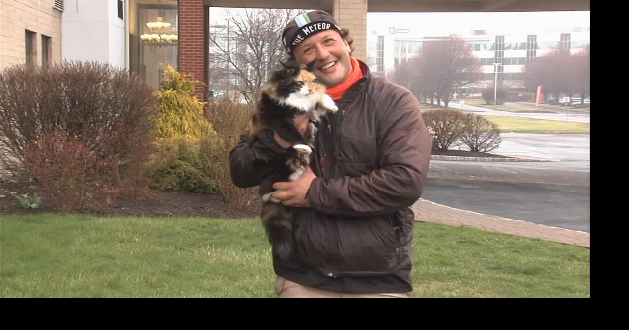 Documentary filmmaker and rescue cat on cross-country bike tour stop in ...