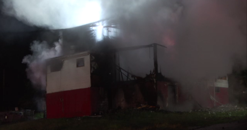 Un incendio destruye una casa en Nesquehoning | Noticias | wfmz.com