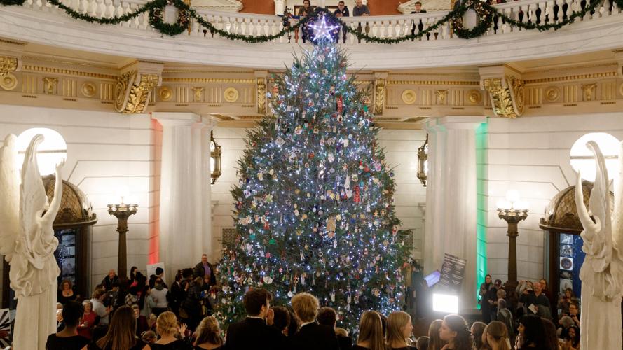 Pa. State Capitol displays 25-ft. Christmas tree from Carbon County ...