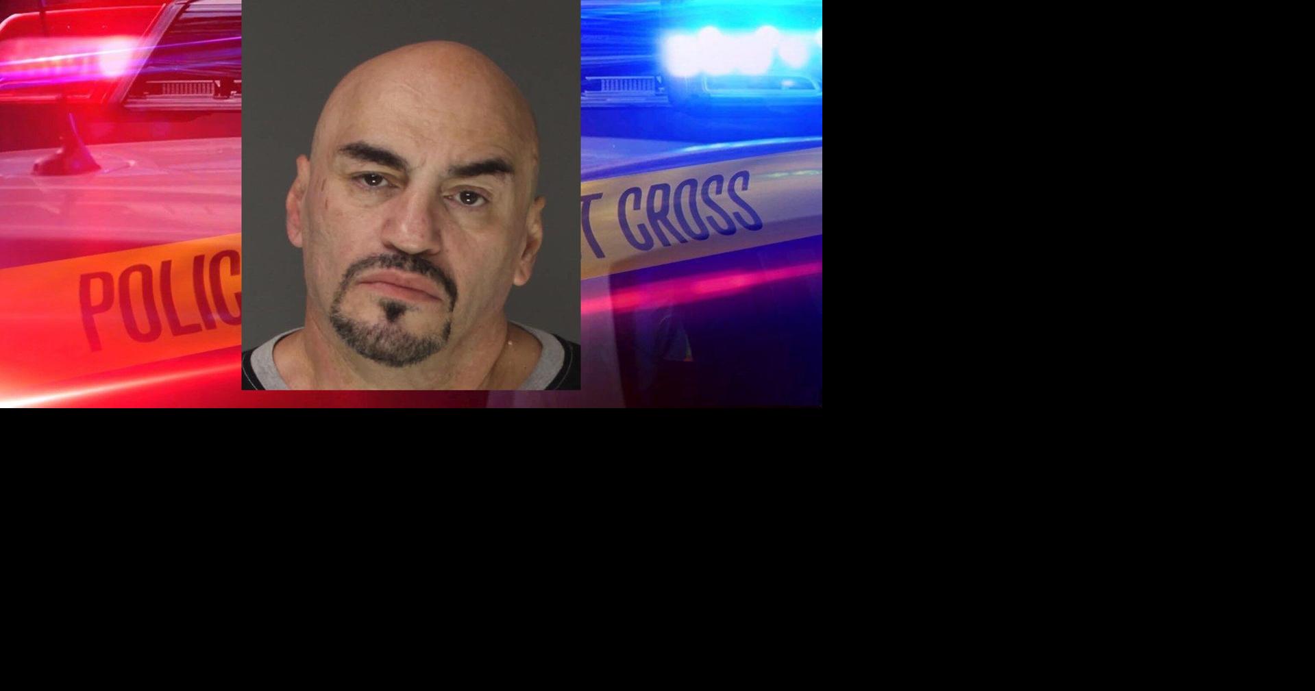 Authorities raid Penn Street t-shirt shop, arrest operator on drug, gun ...