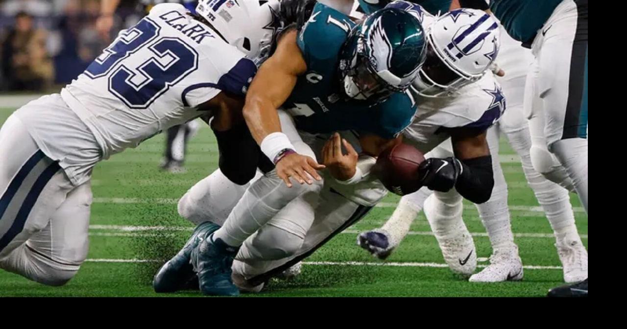 Eagles fail to score an offensive touchdown in 33-13 loss to Dallas ...