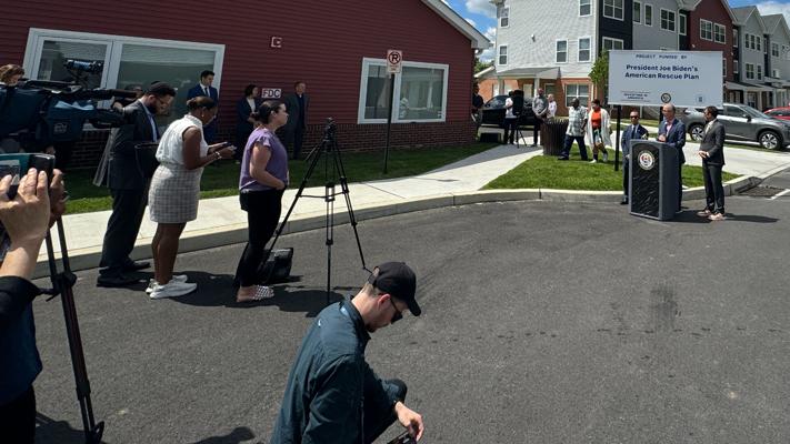 Senior presidential advisor meets with Allentown Mayor, business owners ...