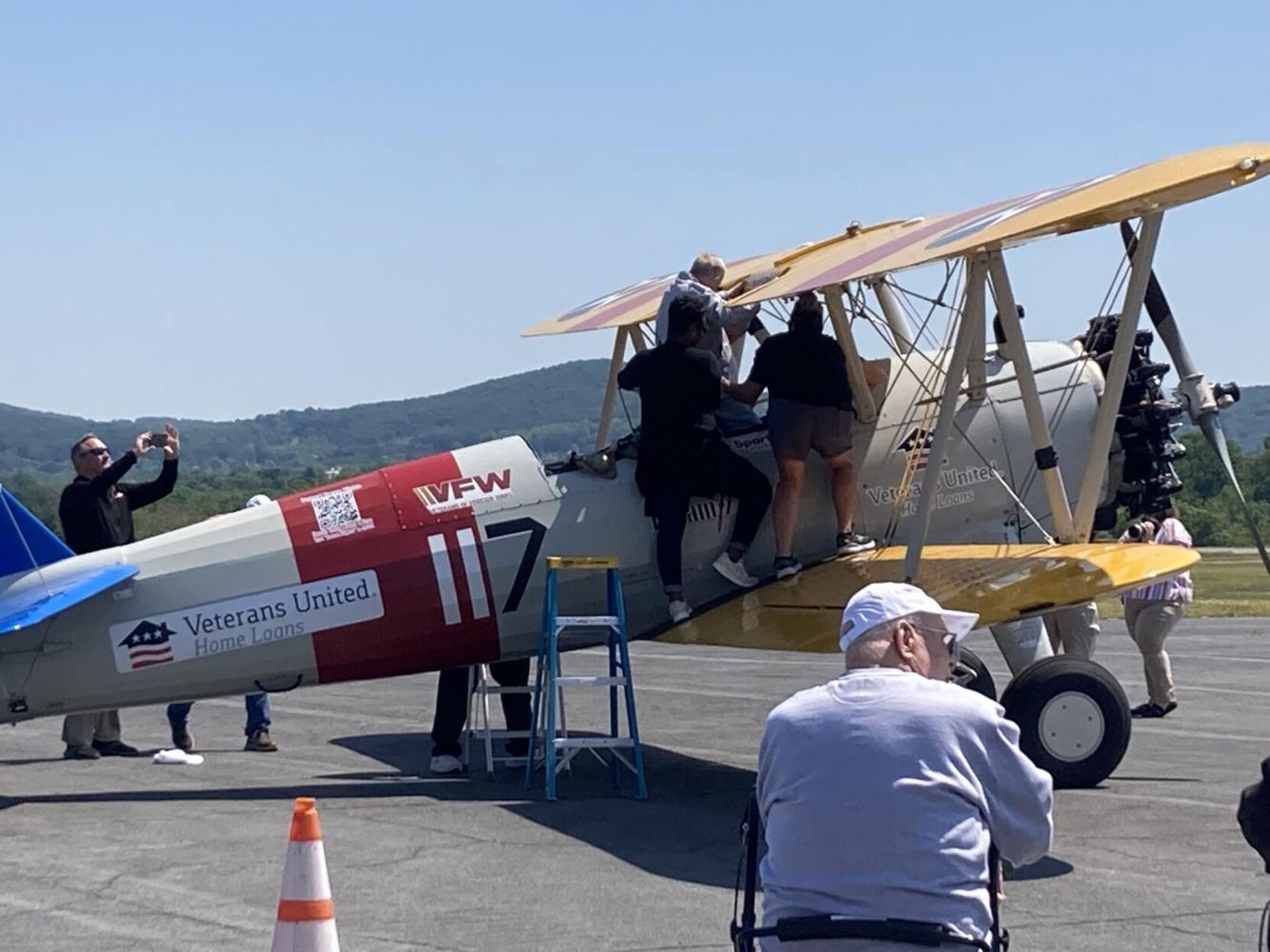 Veterans take flight during donated experience | Berks Regional News ...
