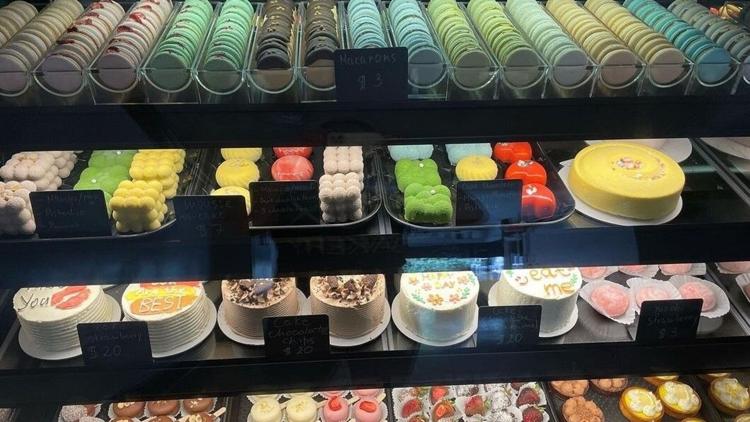 'Delicious works of art': Seasoned pastry chef opens European bakery in ...