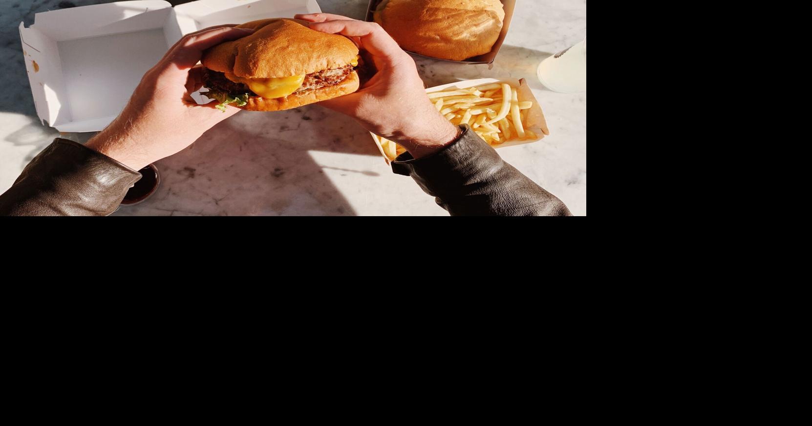 National Cheeseburger Day, iOS 17 released, F-35 found | News | wfmz.com