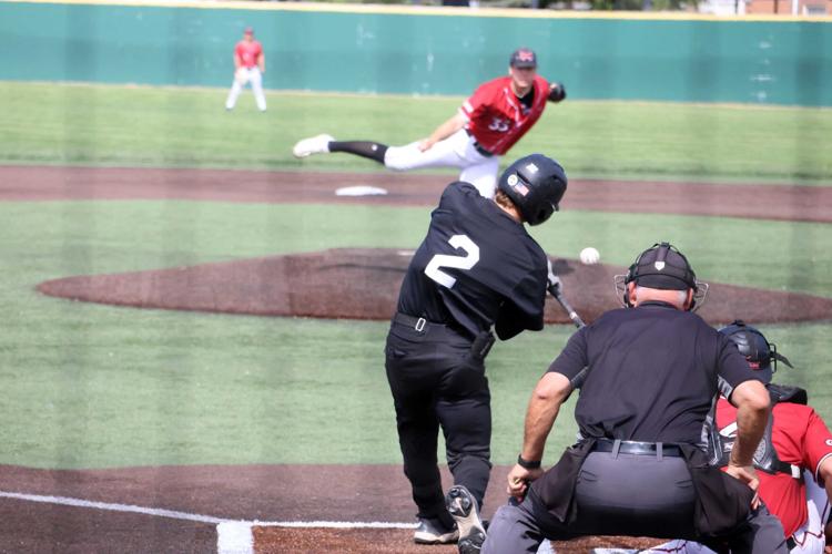 Saints silence Hawks bats in doubleheader sweep | Sports | whig.com