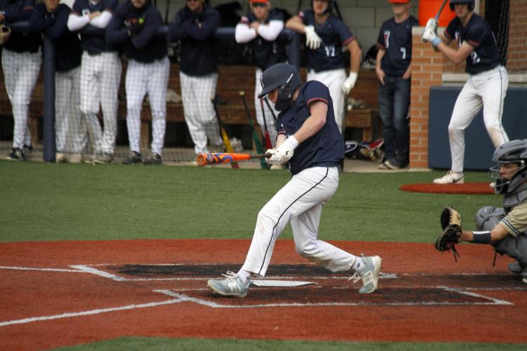 Rose is a thorn in Chargers side in Raiders victory | Sports | whig.com